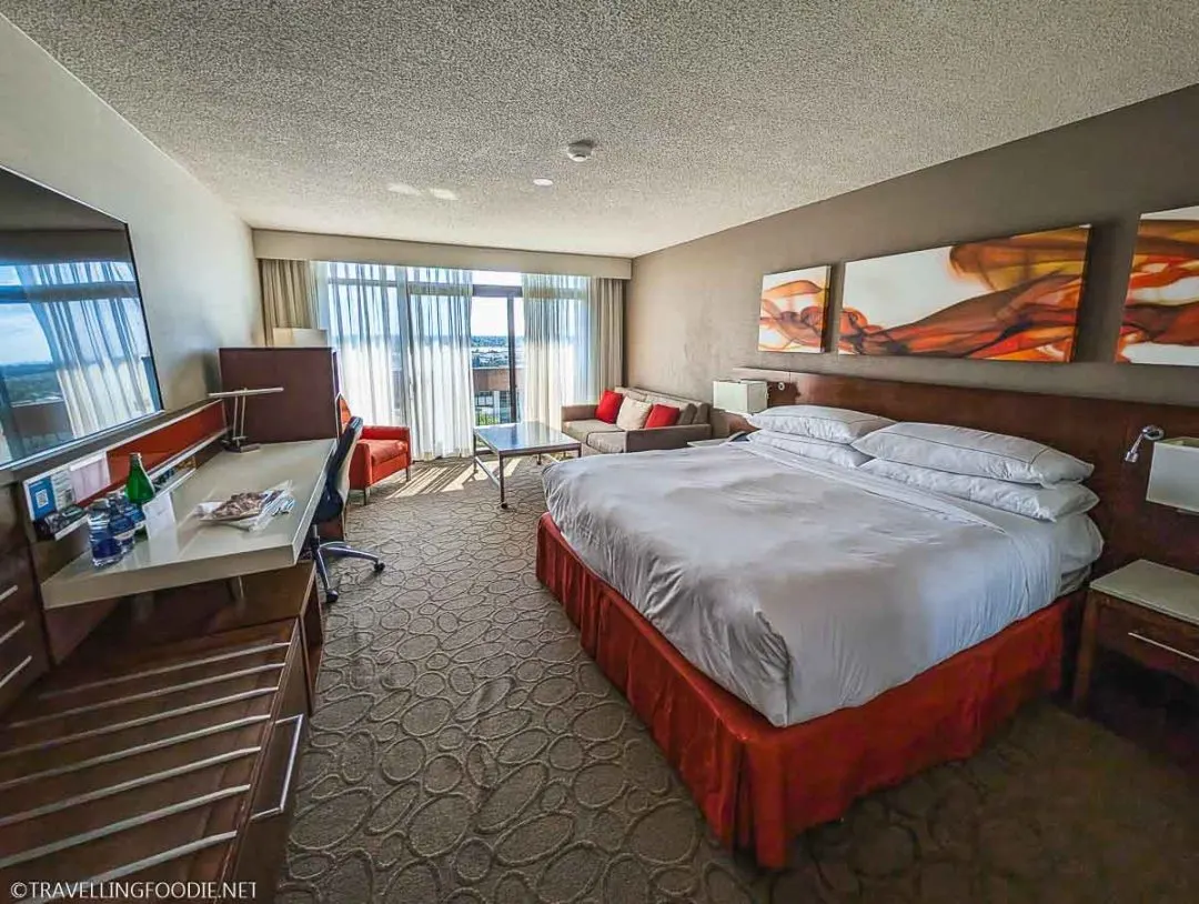 Ridgeway Plaza Mississauga: 13 Best Restaurants, Places To Eat & Drink ...