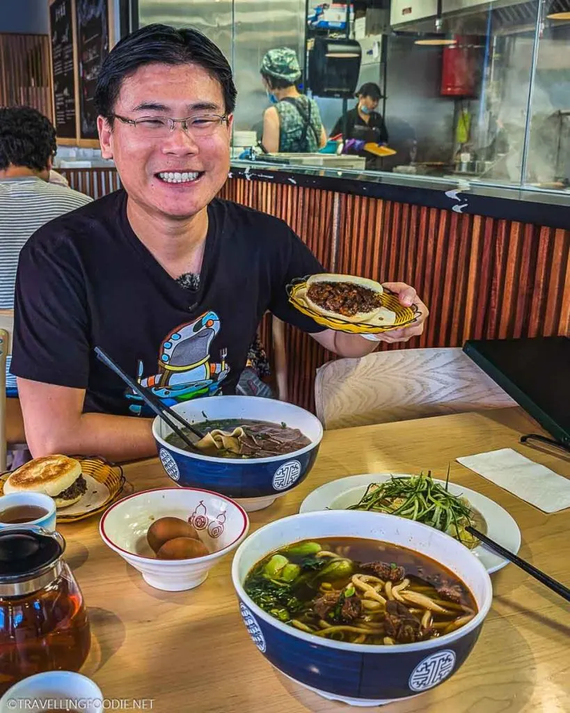 Ridgeway Plaza Mississauga: 13 Best Restaurants, Places To Eat & Drink ...