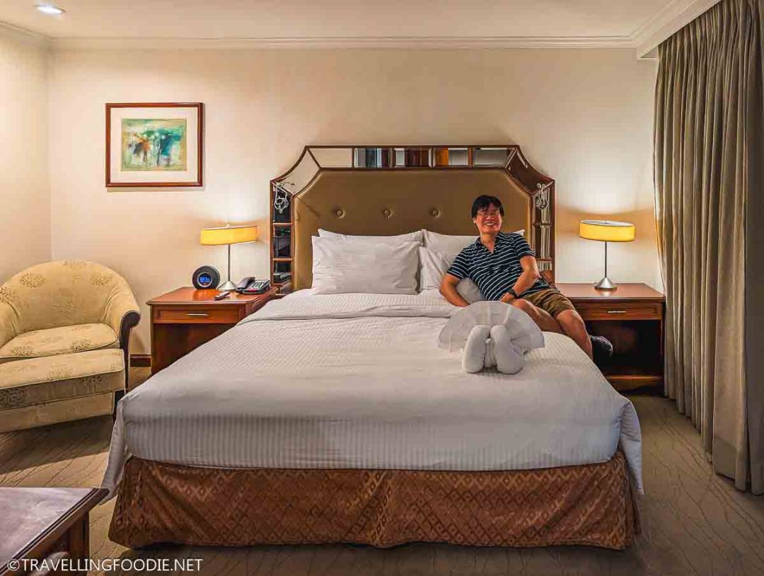 Discovery Suites Manila: Luxury Manila Hotel Review - Travelling Foodie