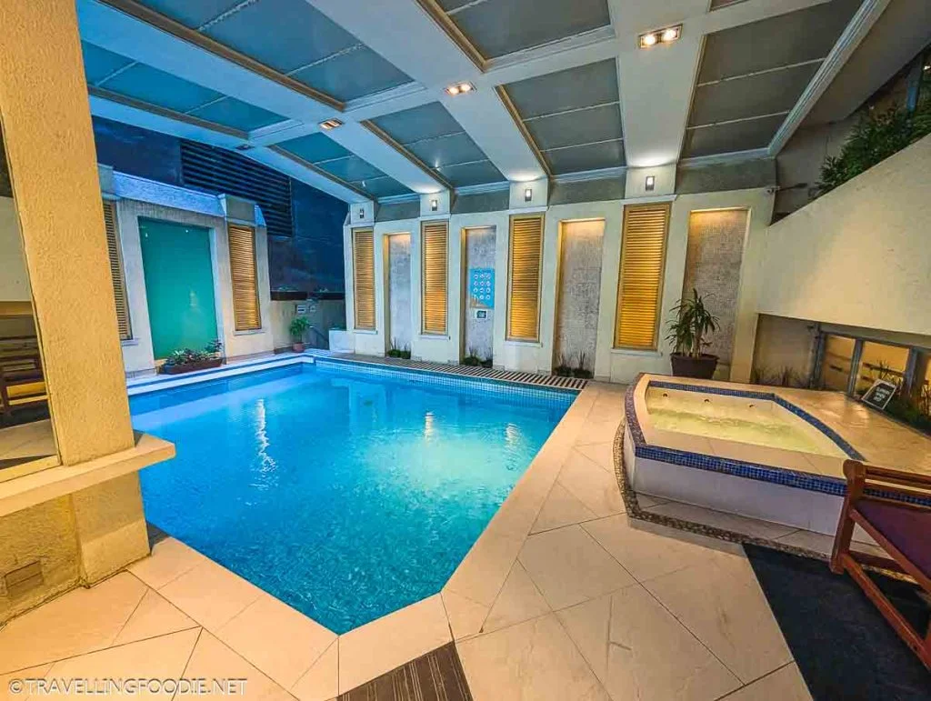Discovery Suites Manila: Luxury Manila Hotel Review - Travelling Foodie