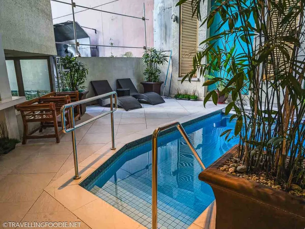 Discovery Suites Manila: Luxury Manila Hotel Review - Travelling Foodie