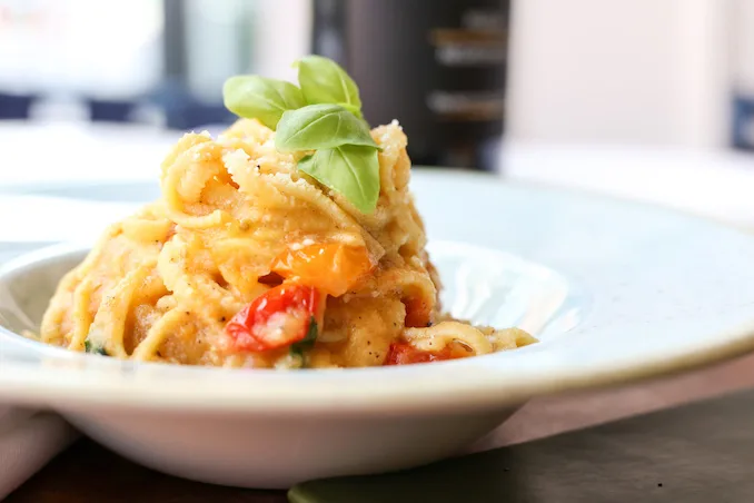 Yellow Cherry Tomato Pasta - Linguine Al Pomodorino Giallo Recipe ...